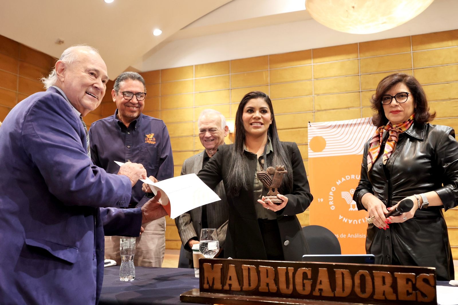 A la ciudad hay que hacerle frente: Montserrat Caballero - Uniradio Informa
