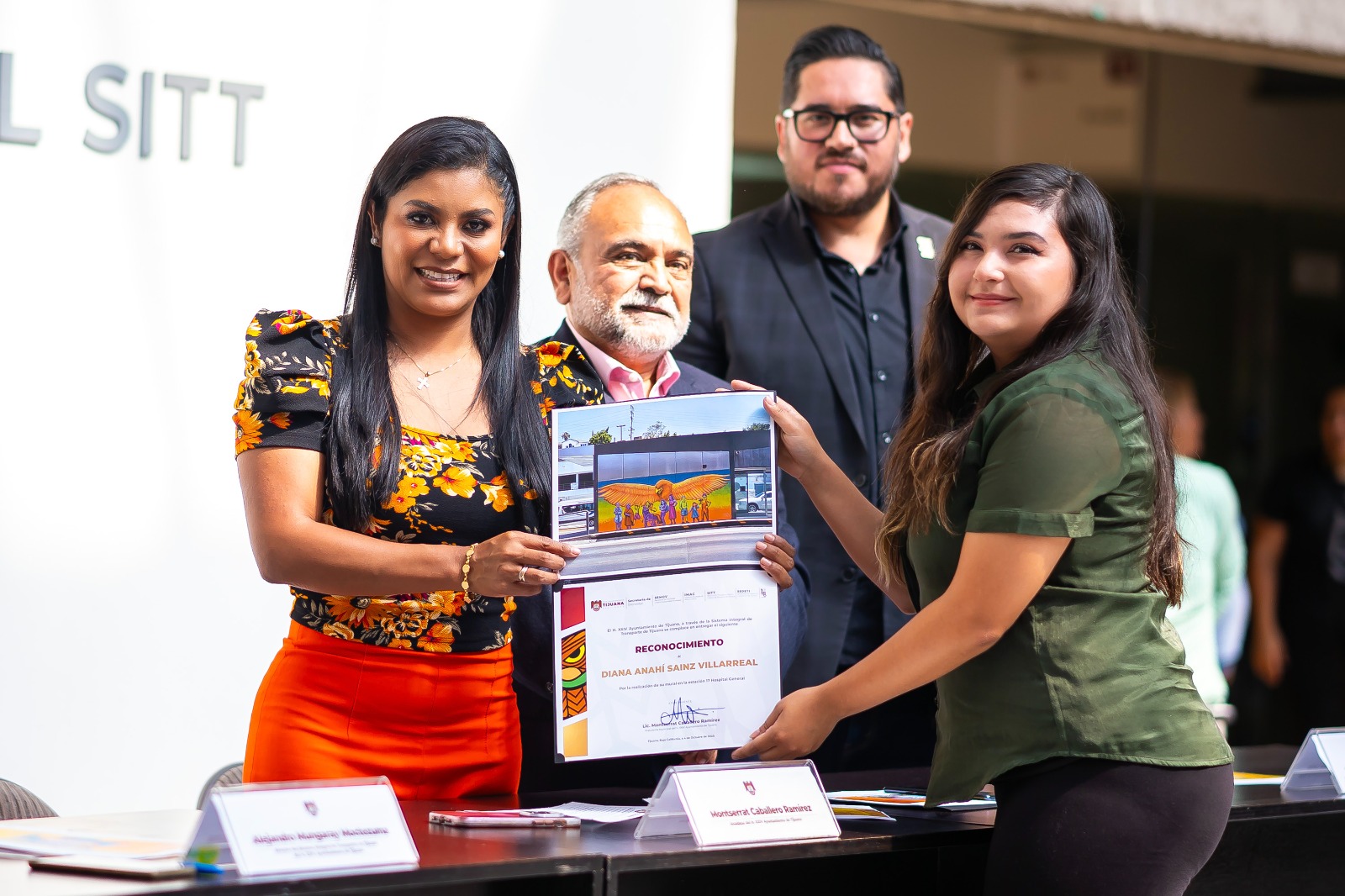 Reconoce alcaldesa de Tijuana a los artistas que transformaron ...