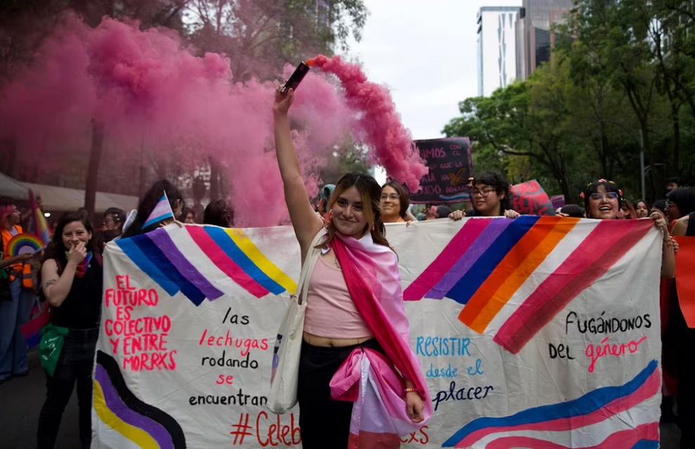 Mujeres asisten a la Marcha Lencha 2025 - Uniradio Informa