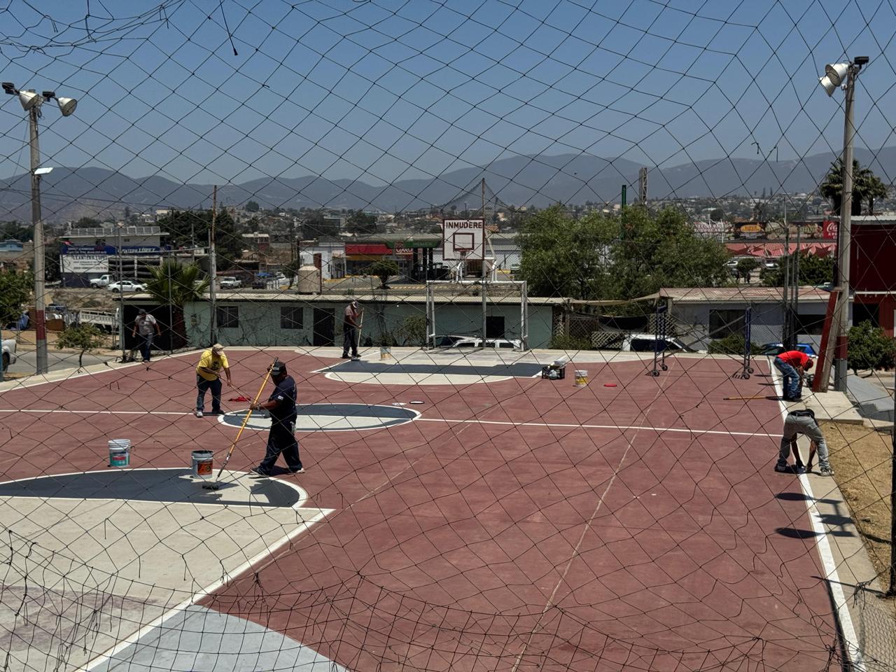 Rehabilita Gobierno de Ensenada cancha y parque en la colonia Emiliano ...