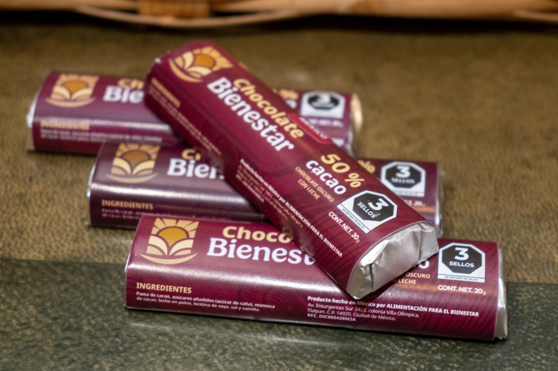 Lanzan Chocolate del Bienestar y surgen los memes - Uniradio Informa